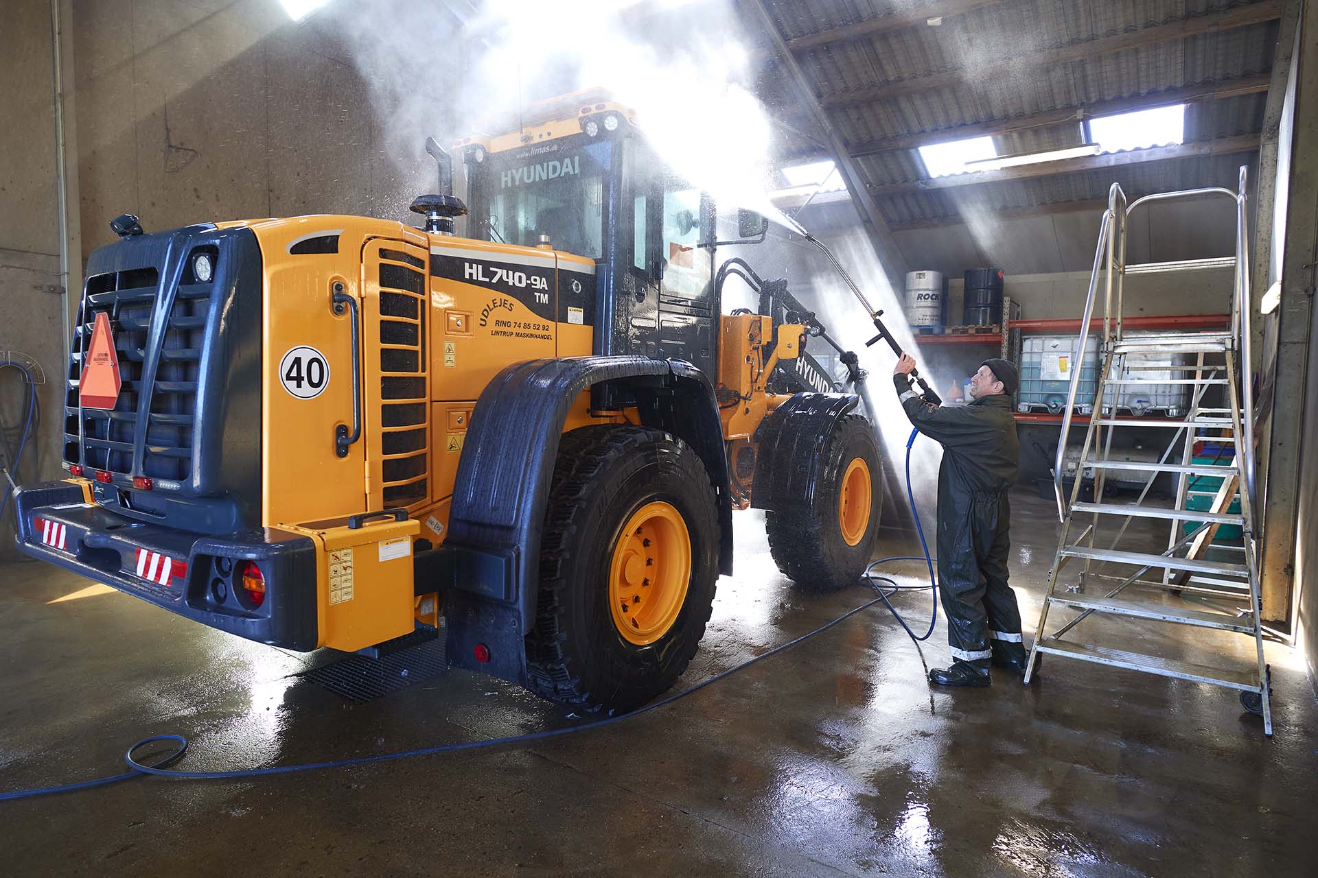 LINTRUP MASKINHANDEL - MASKINER TIL LANDBRUGET