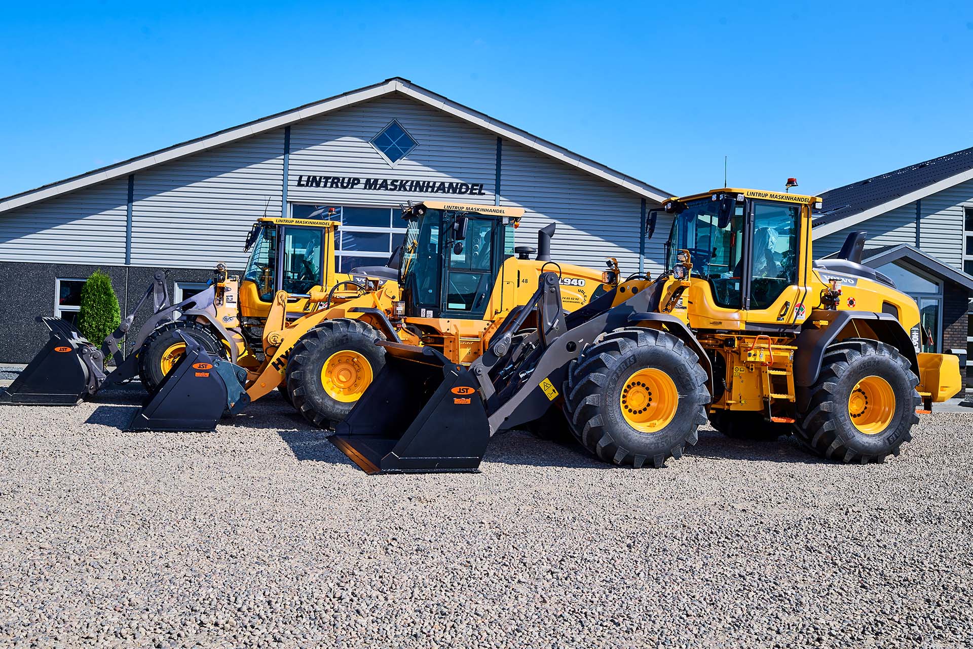 LINTRUP MASKINHANDEL - MASKINER TIL LANDBRUGET